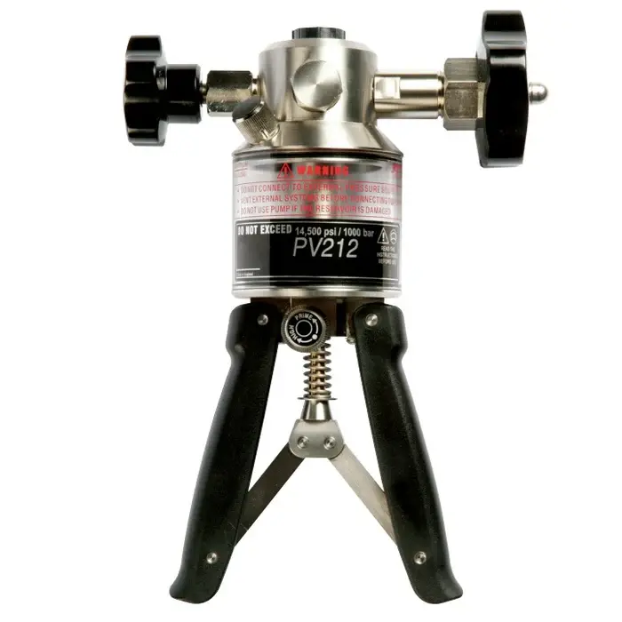 Druck PV212 Hydraulic Hand Pump (1000bar/15000psi) | Dot Earth